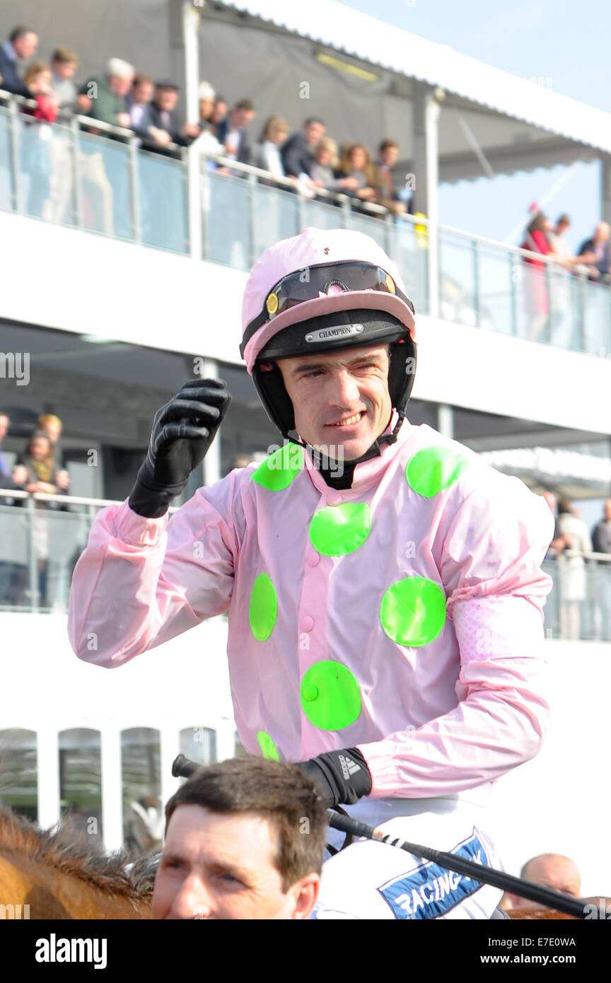 The Cheltenham Festival held at Cheltenham Racecourse - Day 2 Featuring ...