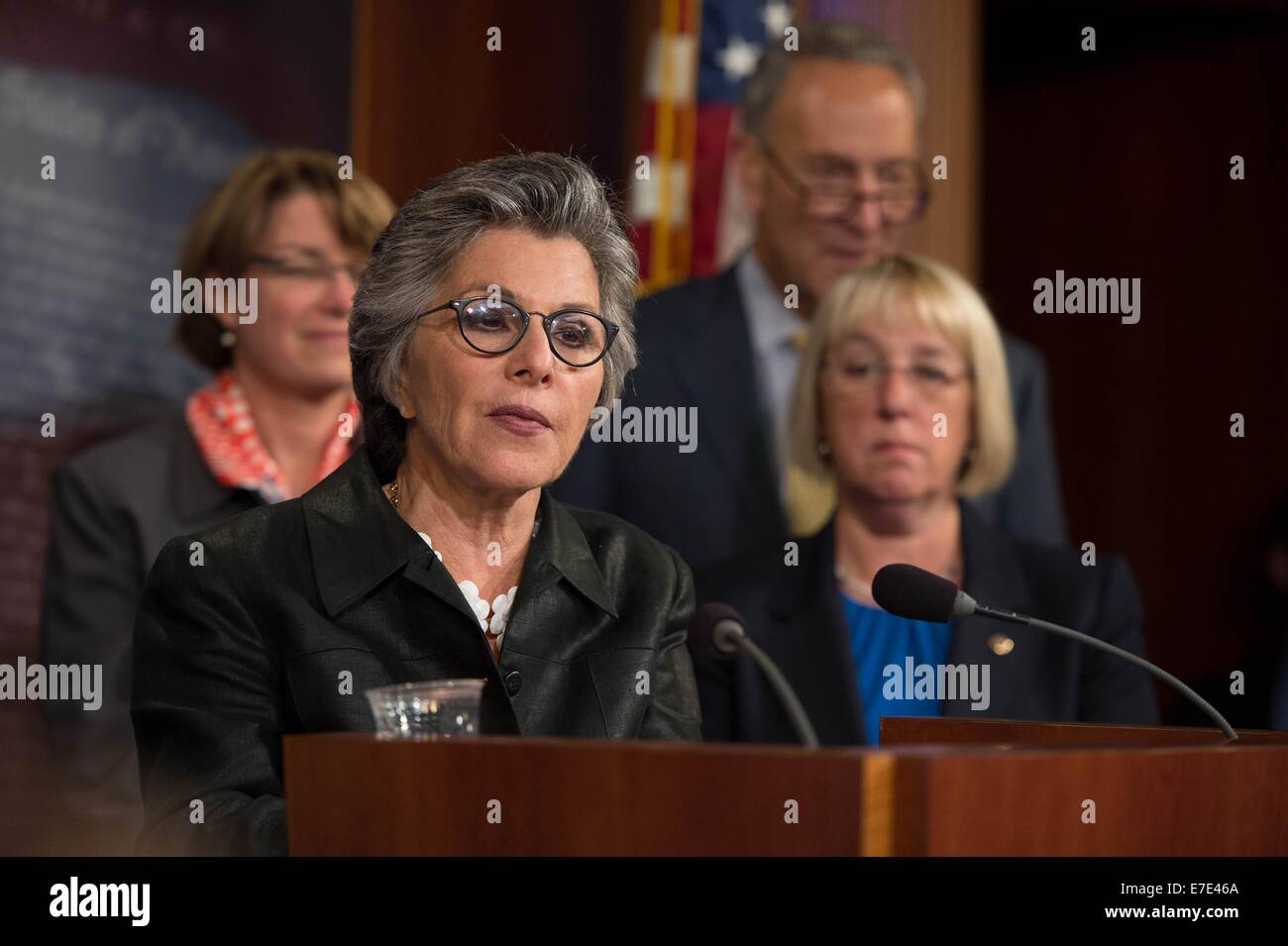 Senator barbara boxer hi-res stock photography and images - Alamy