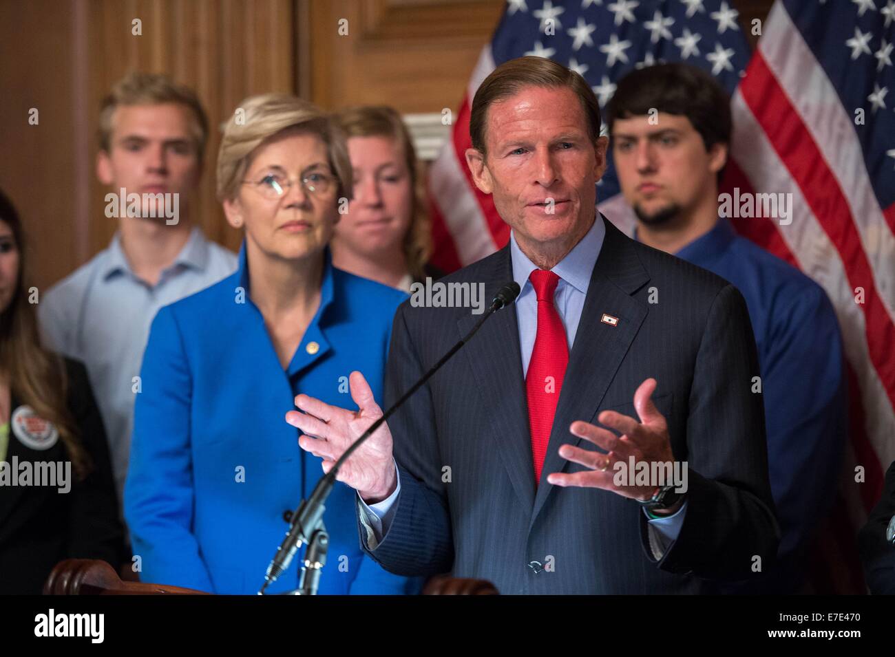 Us senator richard blumenthal hi-res stock photography and images - Alamy