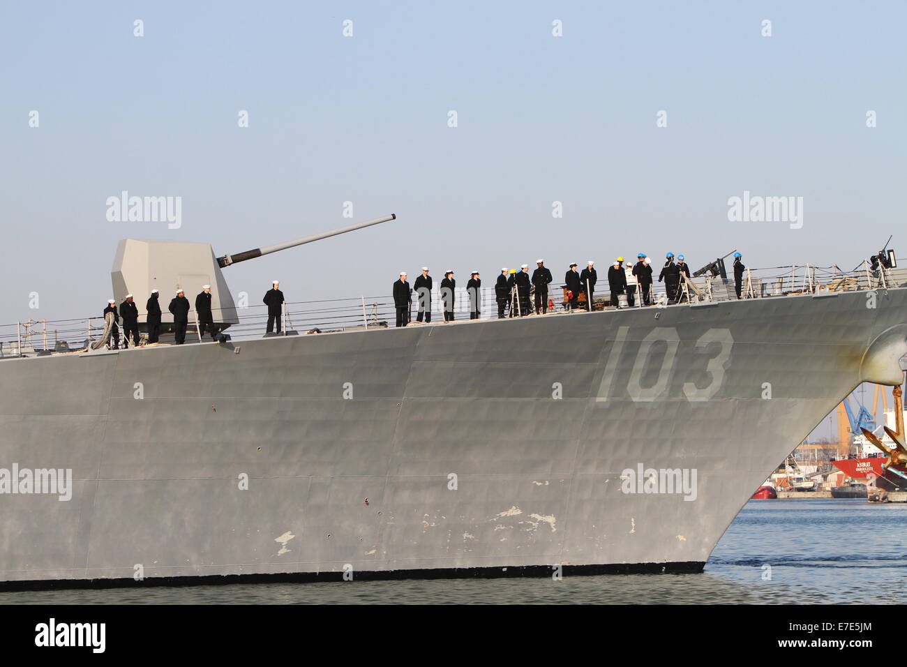 U.S. warship the USS Truxtun (DDG-103) enters the Black Sea port of ...