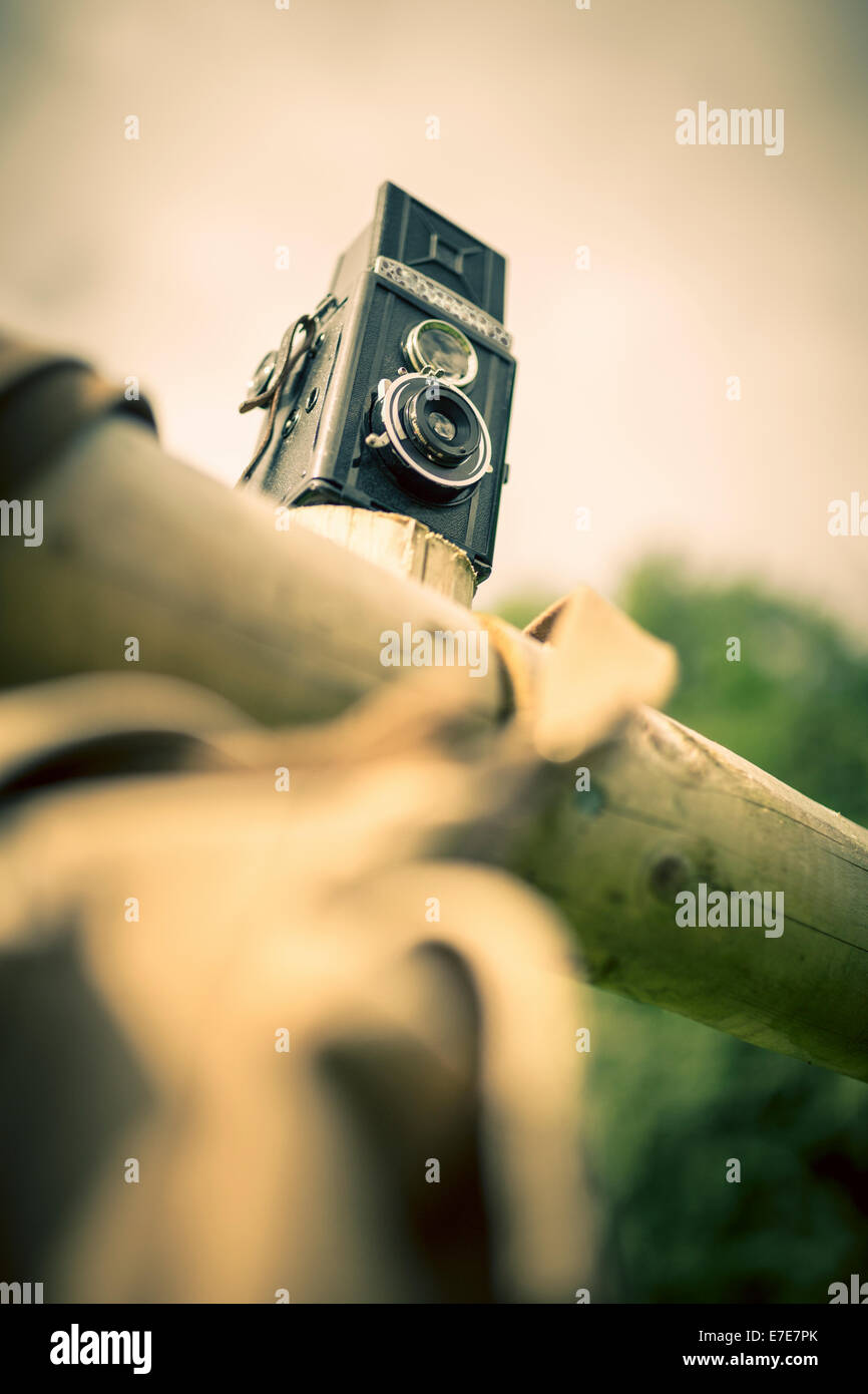 Camera cross hi-res stock photography and images - Alamy