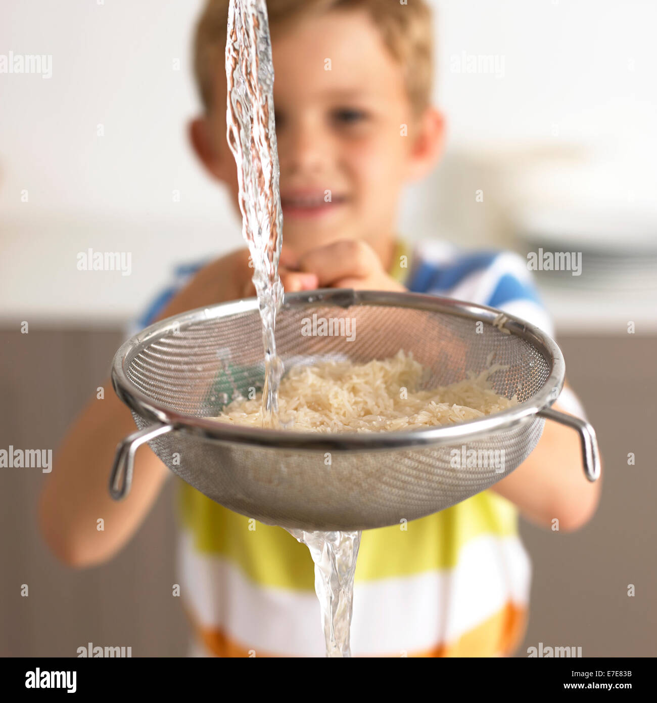 Child washing up drain hi-res stock photography and images - Alamy