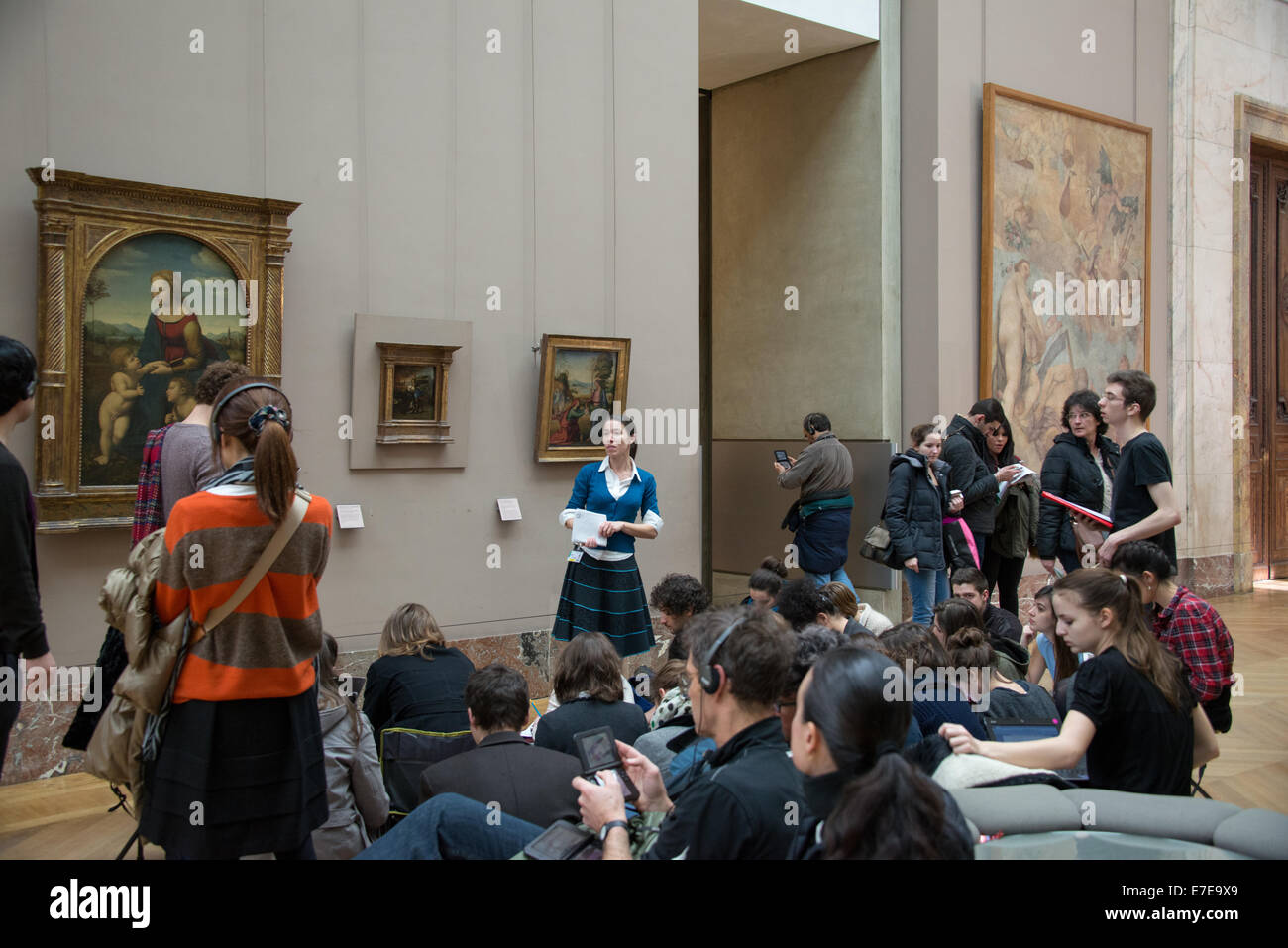 Louvre exhibitions hi-res stock photography and images - Alamy