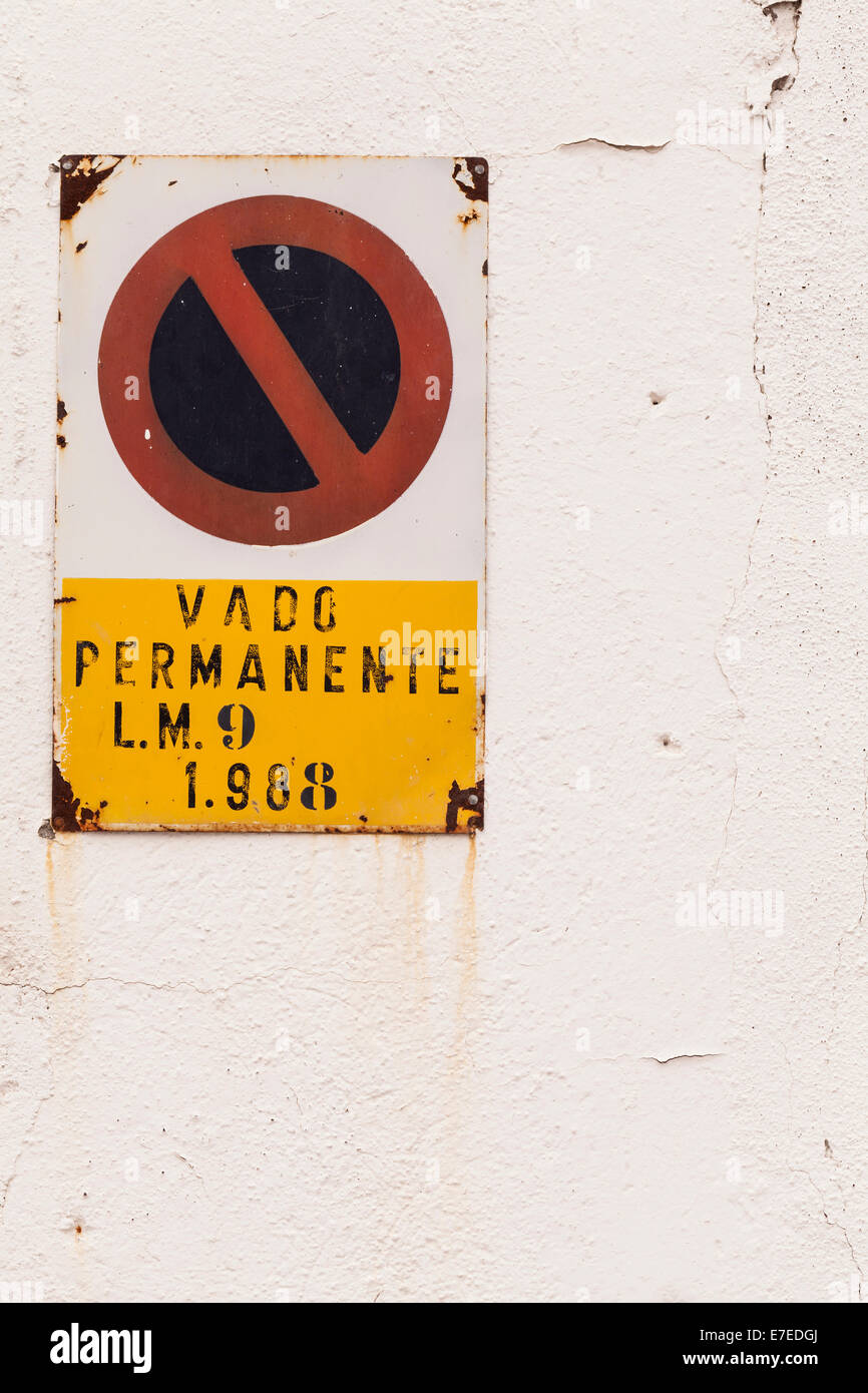 No parking sign canary islands hi-res stock photography and images - Alamy