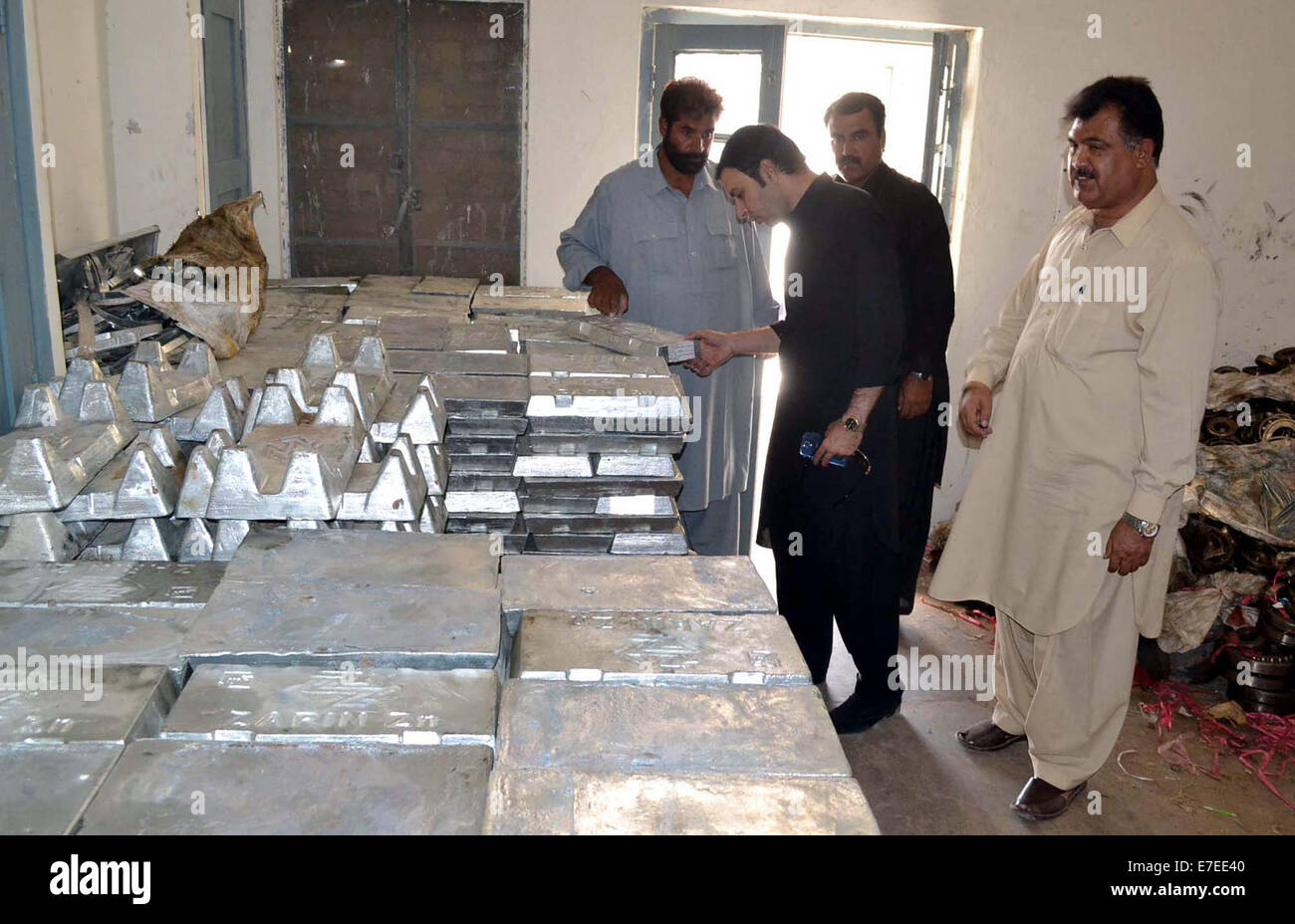 Customs Intelligence Assistant Director, Inamullah Wazir inspects ...