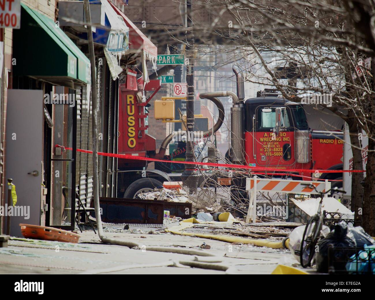 Scenes after the East Harlem 'explosion' and building collapse in New ...