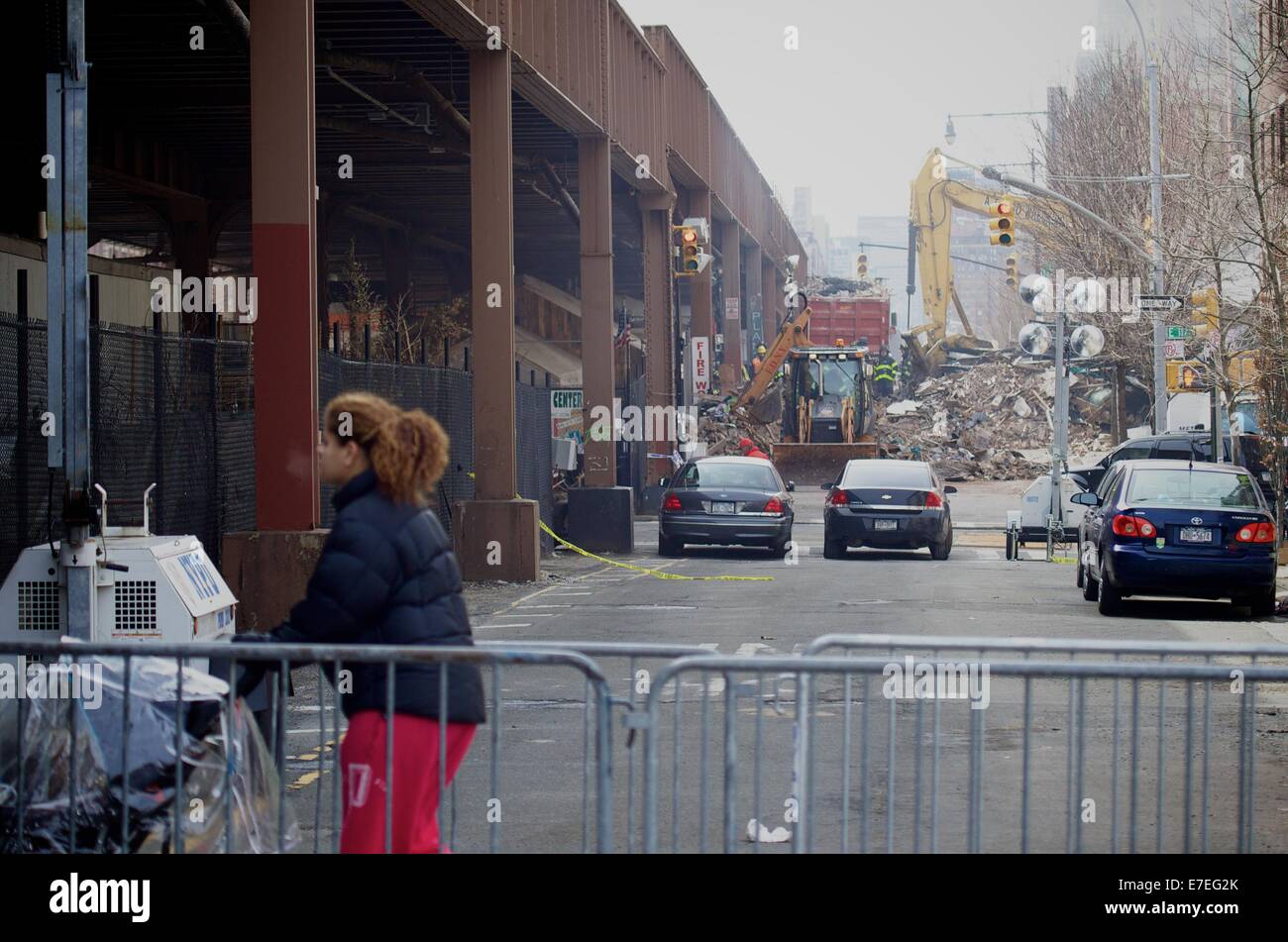 Scenes after the East Harlem 'explosion' and building collapse in New ...