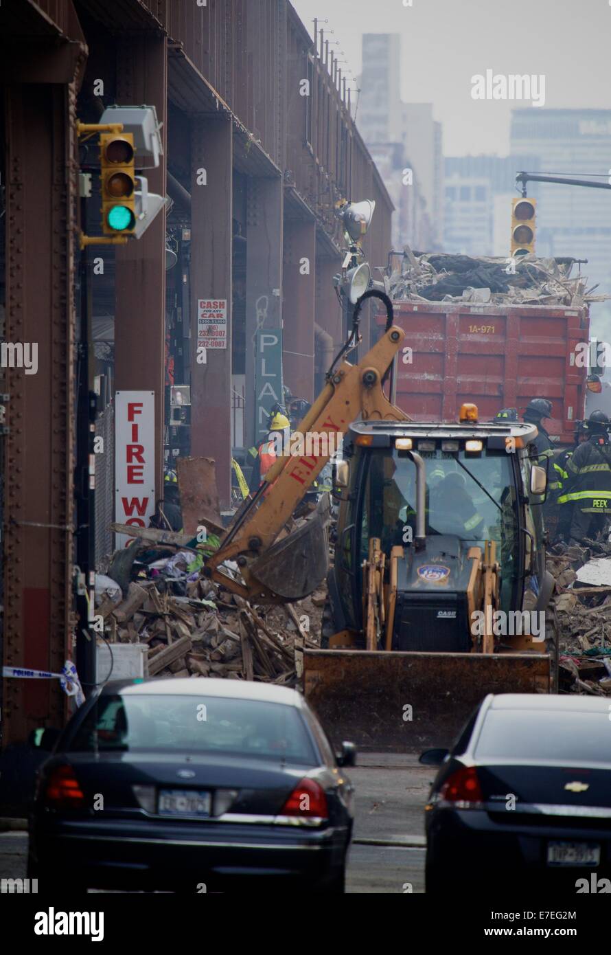 Scenes after the East Harlem 'explosion' and building collapse in New ...