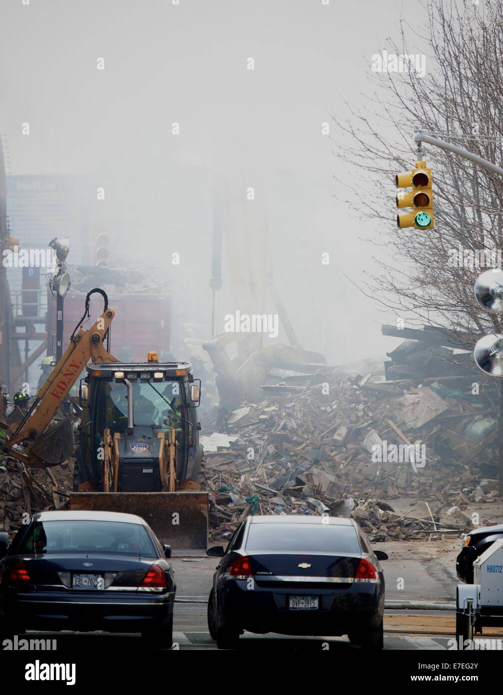 Scenes after the East Harlem 'explosion' and building collapse in New ...