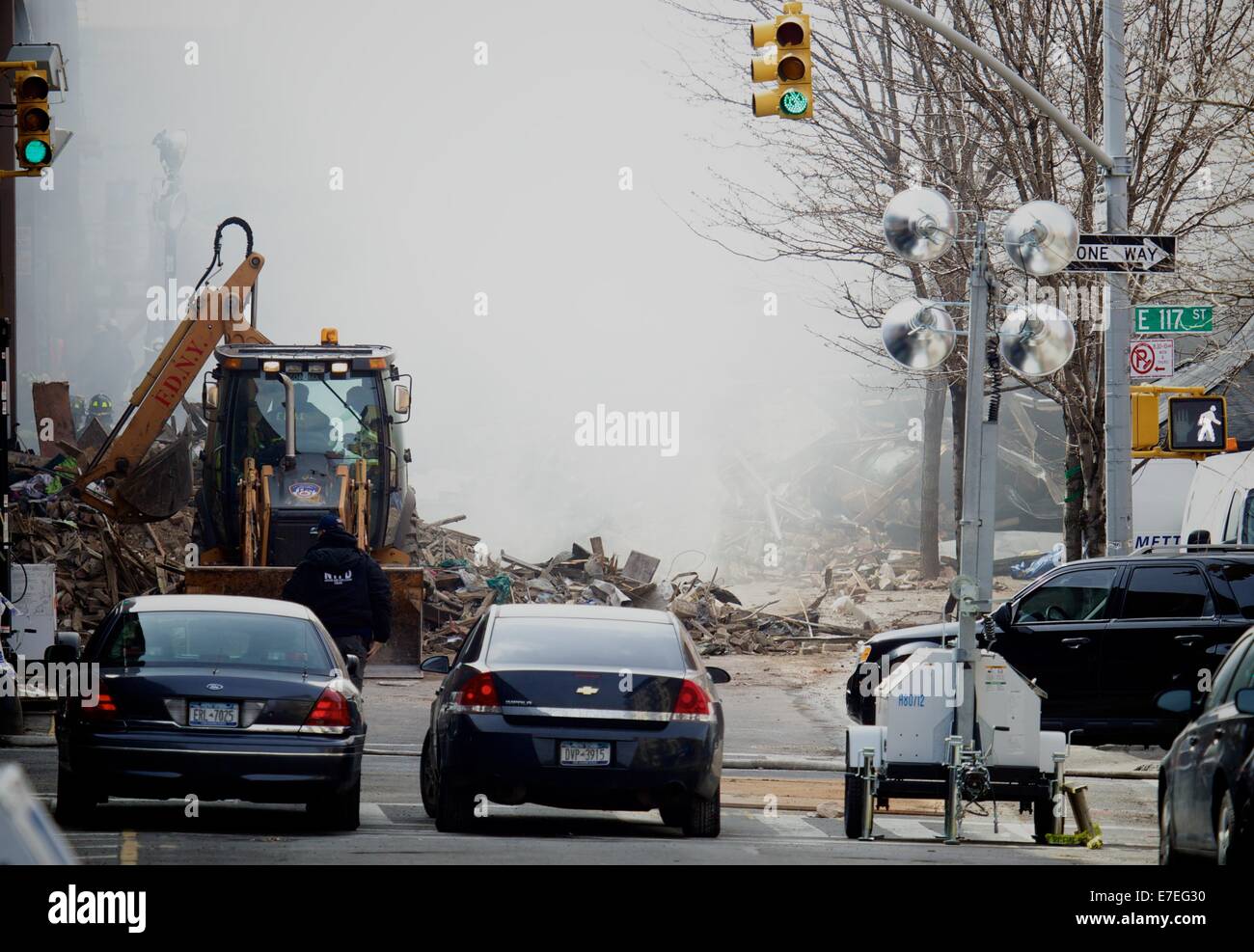 Scenes after the East Harlem 'explosion' and building collapse in New ...
