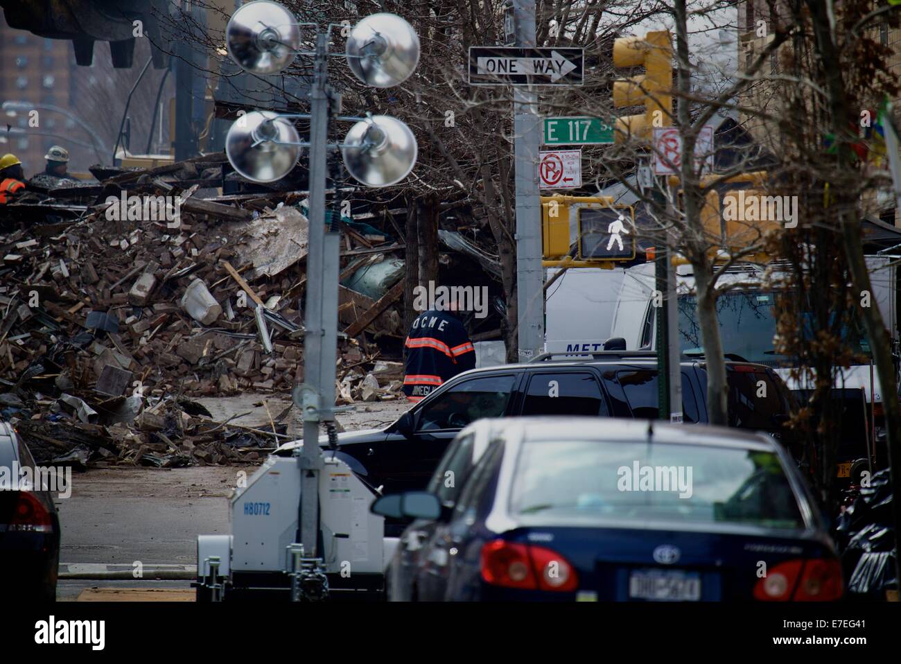 Scenes after the East Harlem 'explosion' and building collapse in New ...