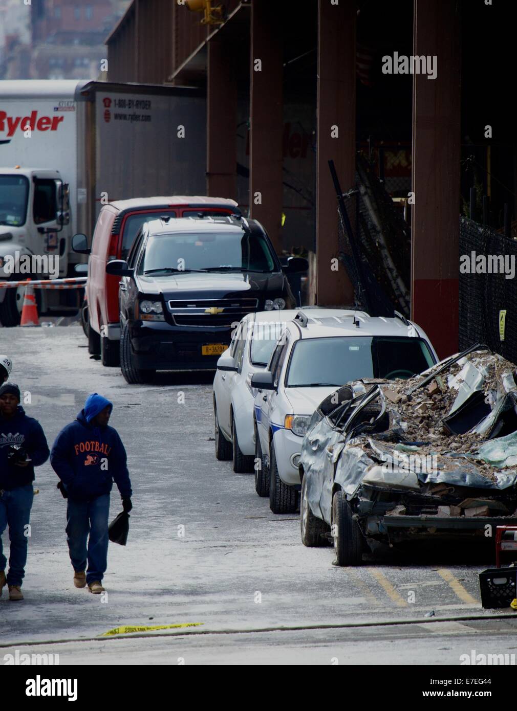 Scenes after the East Harlem 'explosion' and building collapse in New ...
