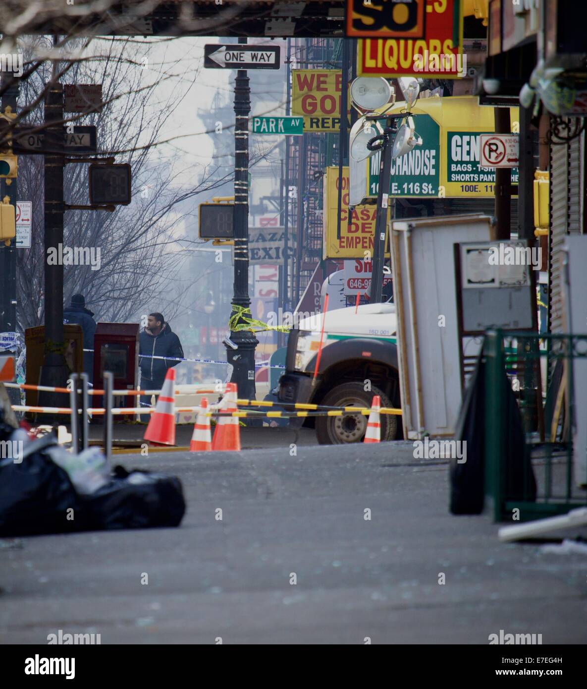 Scenes after the East Harlem 'explosion' and building collapse in New ...
