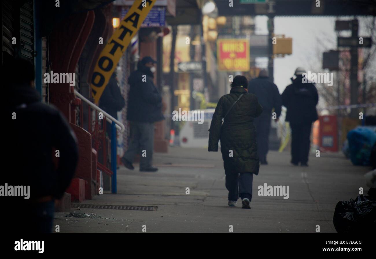 Scenes after the East Harlem 'explosion' and building collapse in New ...