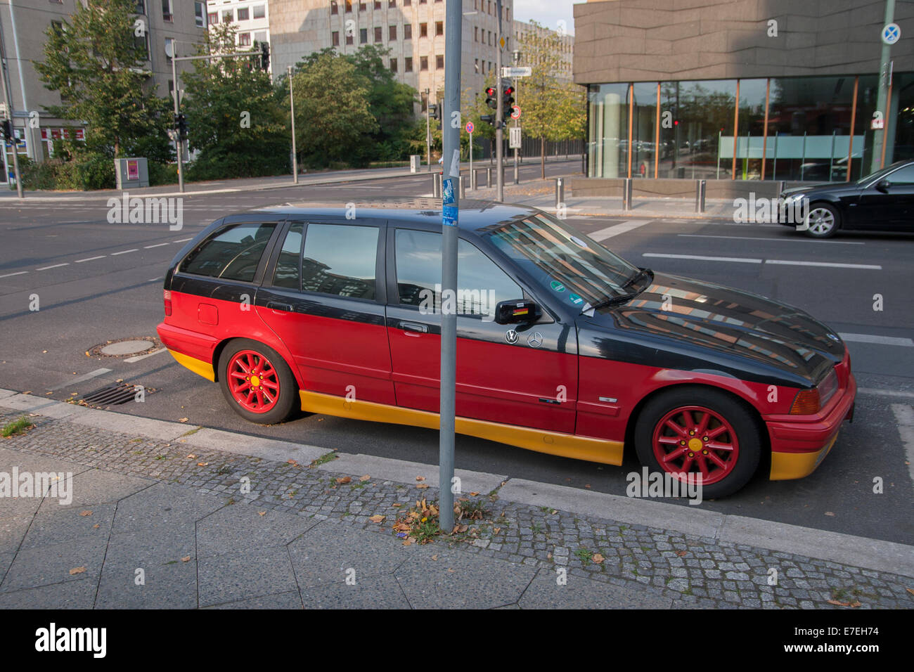 Car or vehicle hi-res stock photography and images - Alamy