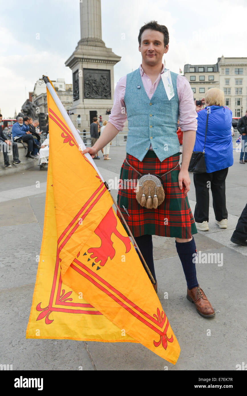 Man Holding Scottish Flag High Resolution Stock Photography and Images ...