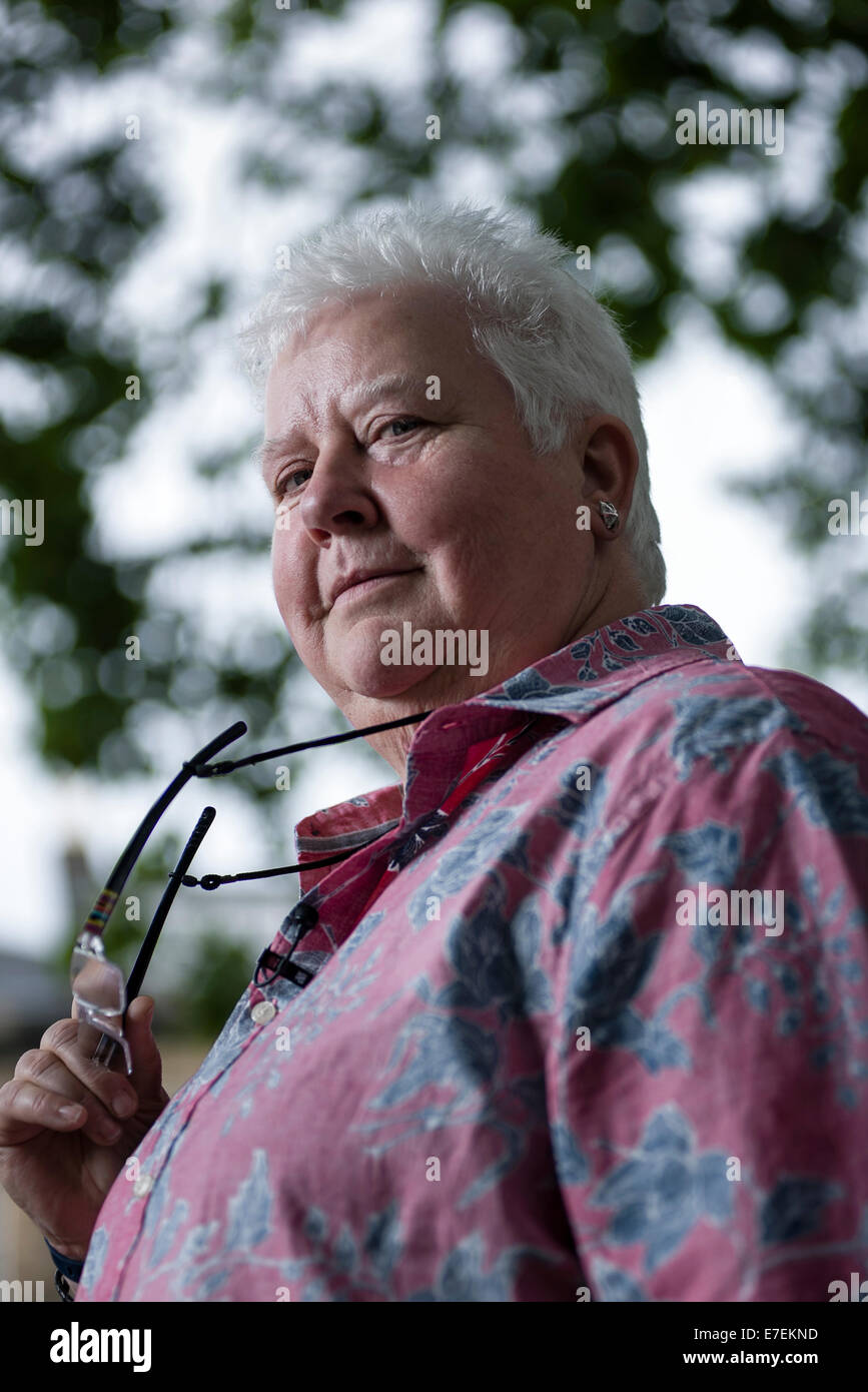 Crime writer hi-res stock photography and images - Alamy