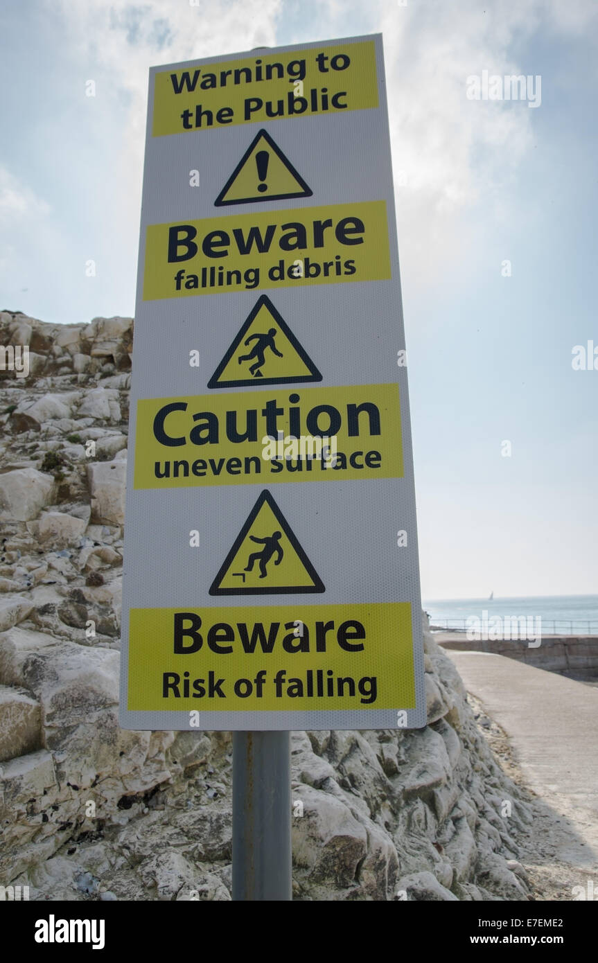 Unsafe cliff sign hi-res stock photography and images - Alamy