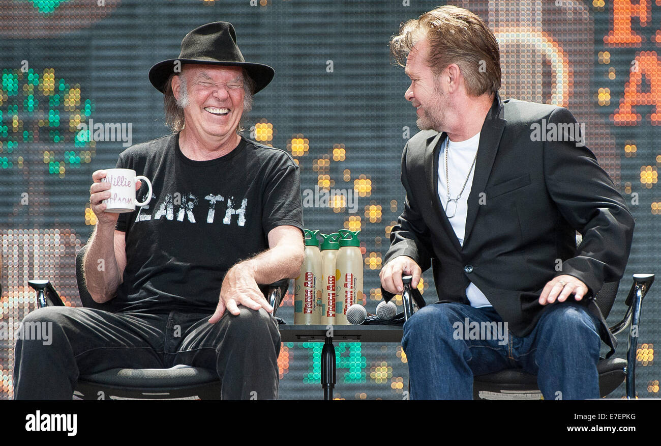 John mellancamp hi-res stock photography and images - Alamy