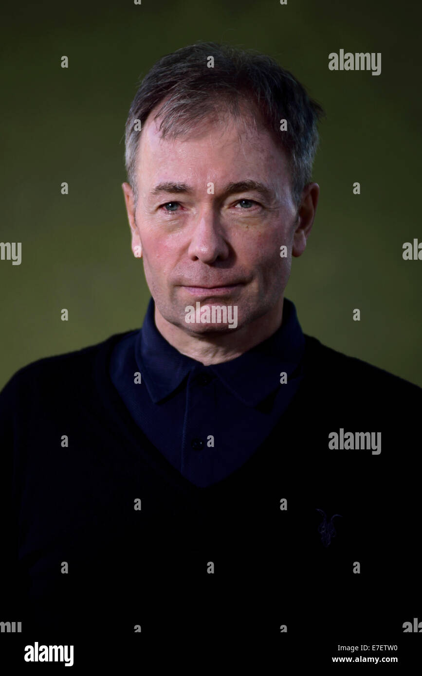 Tony parsons writer hi-res stock photography and images - Alamy