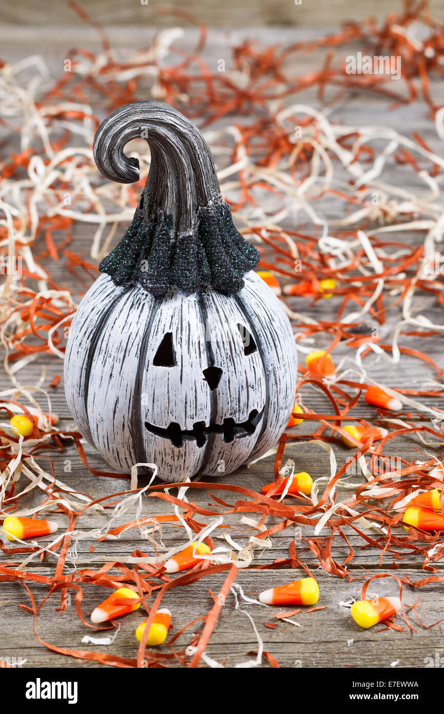 Scary vertical image hi-res stock photography and images - Alamy