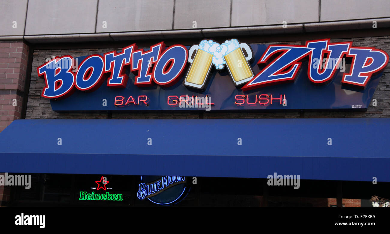 Bottomz up bar and grill hi-res stock photography and images - Alamy