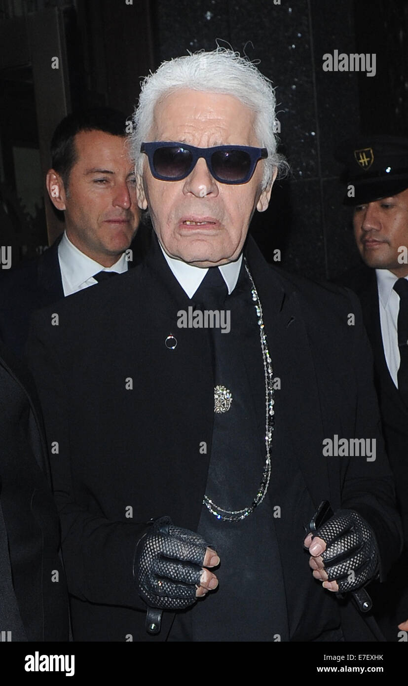 Karl Largerfeld pictures leaving Harrods in London after the channel ...