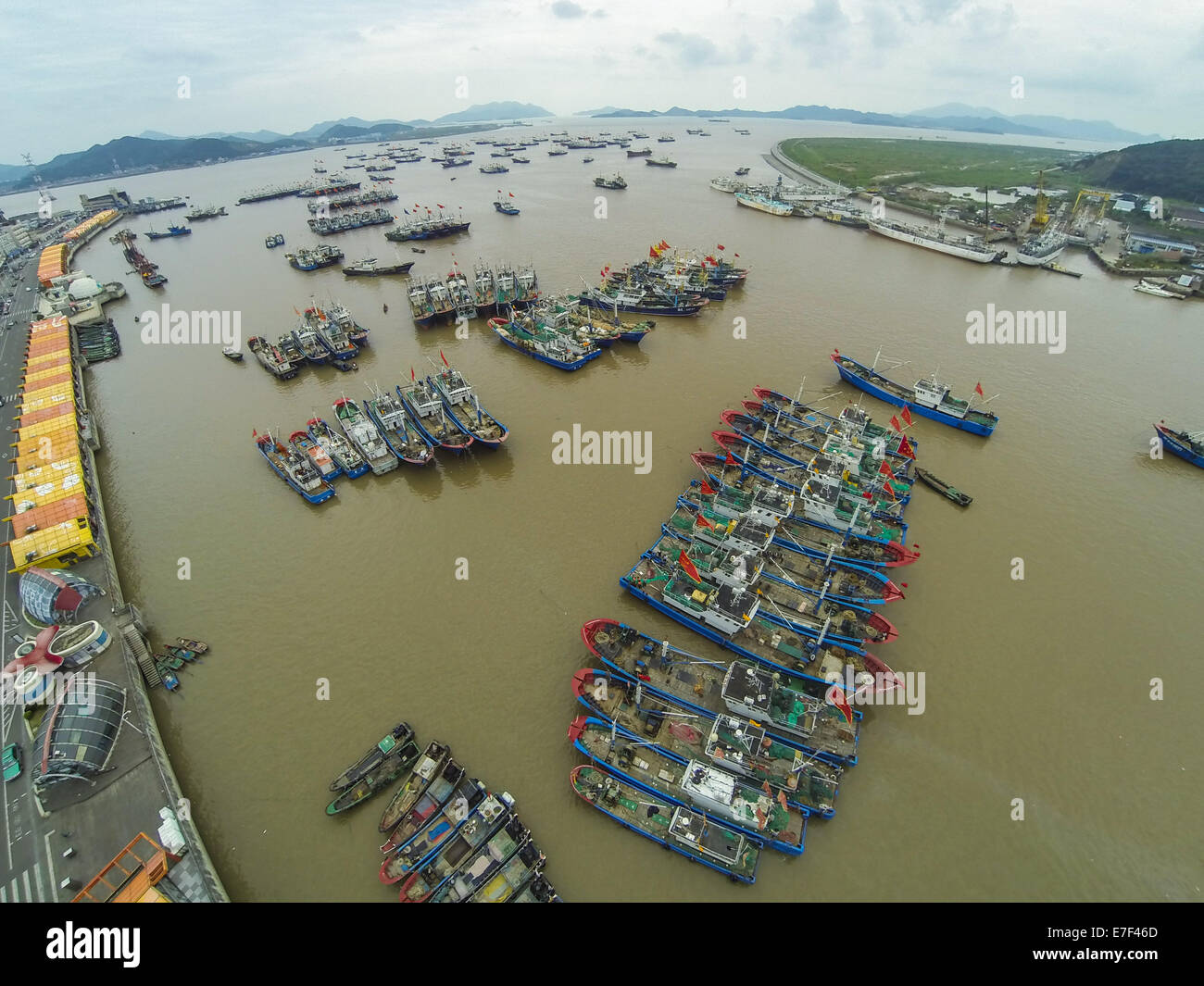Zhejiang zhoushan east china sea hi-res stock photography and images ...