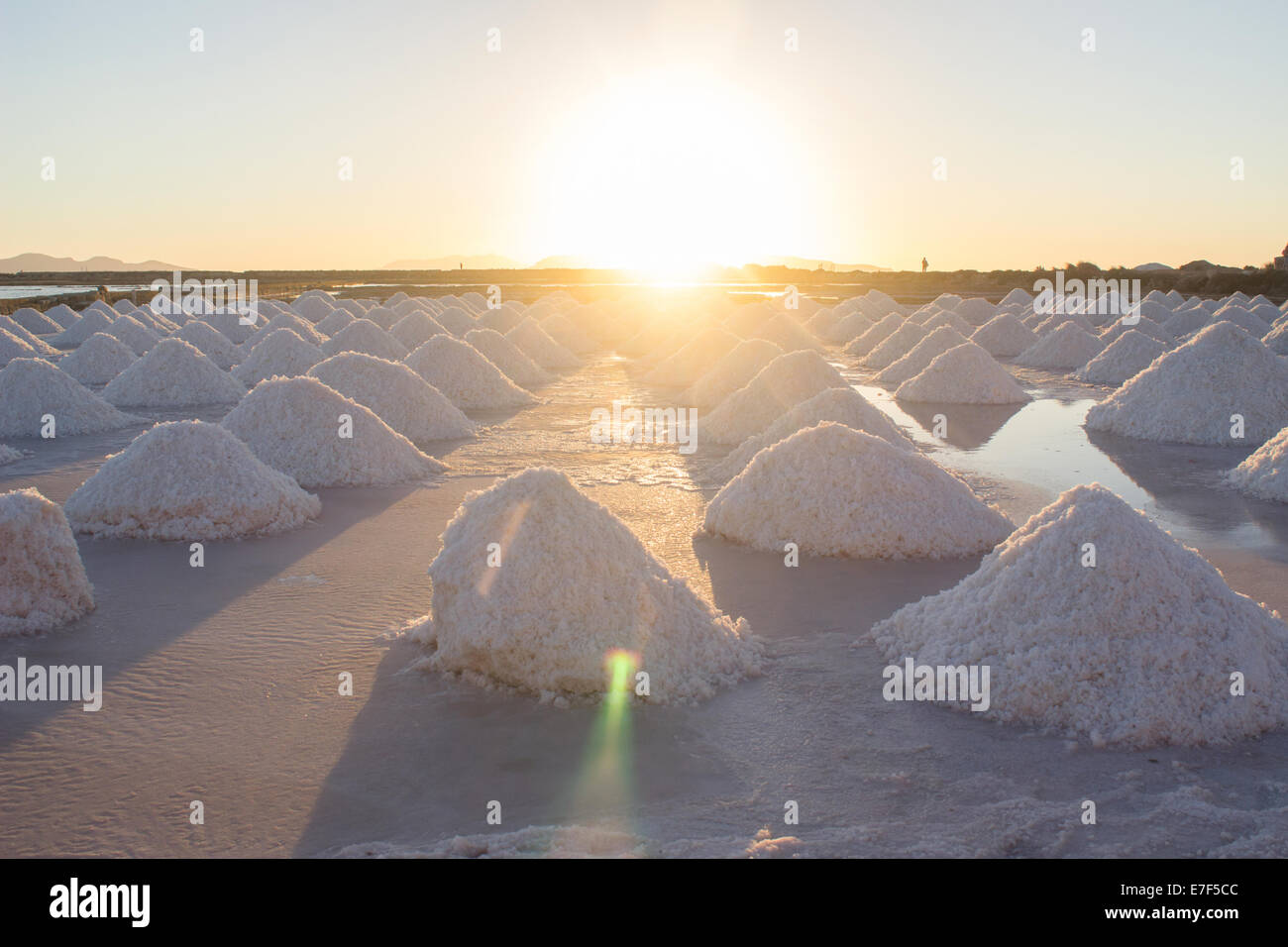 Salt marsh sunset landscape hi-res stock photography and images - Alamy