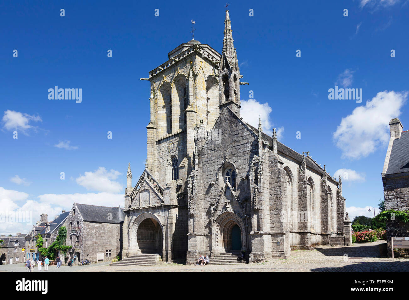 Church of Saint-Ronan and the Chapel Chapelle du Pénity in the market ...