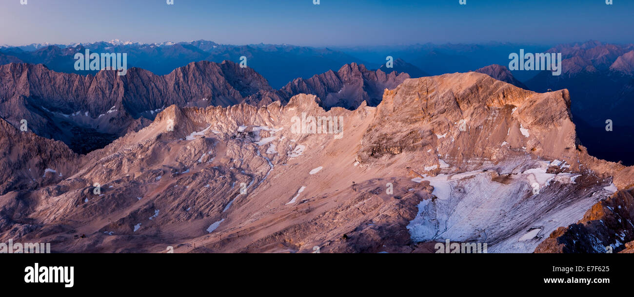 Sunrise, view from Mt Zugspitze of Mt Schneefernerkopf towards Tyrol ...