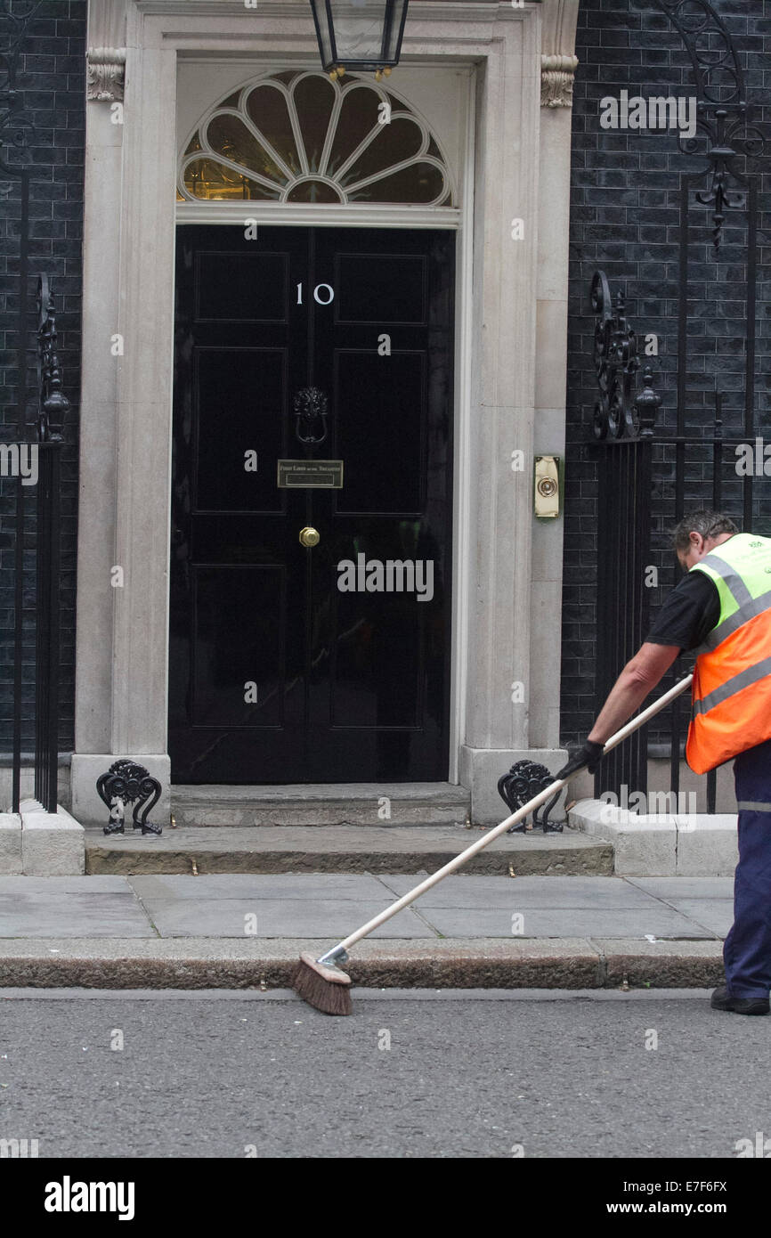 Westminster Street Cleaners High Resolution Stock Photography and ...