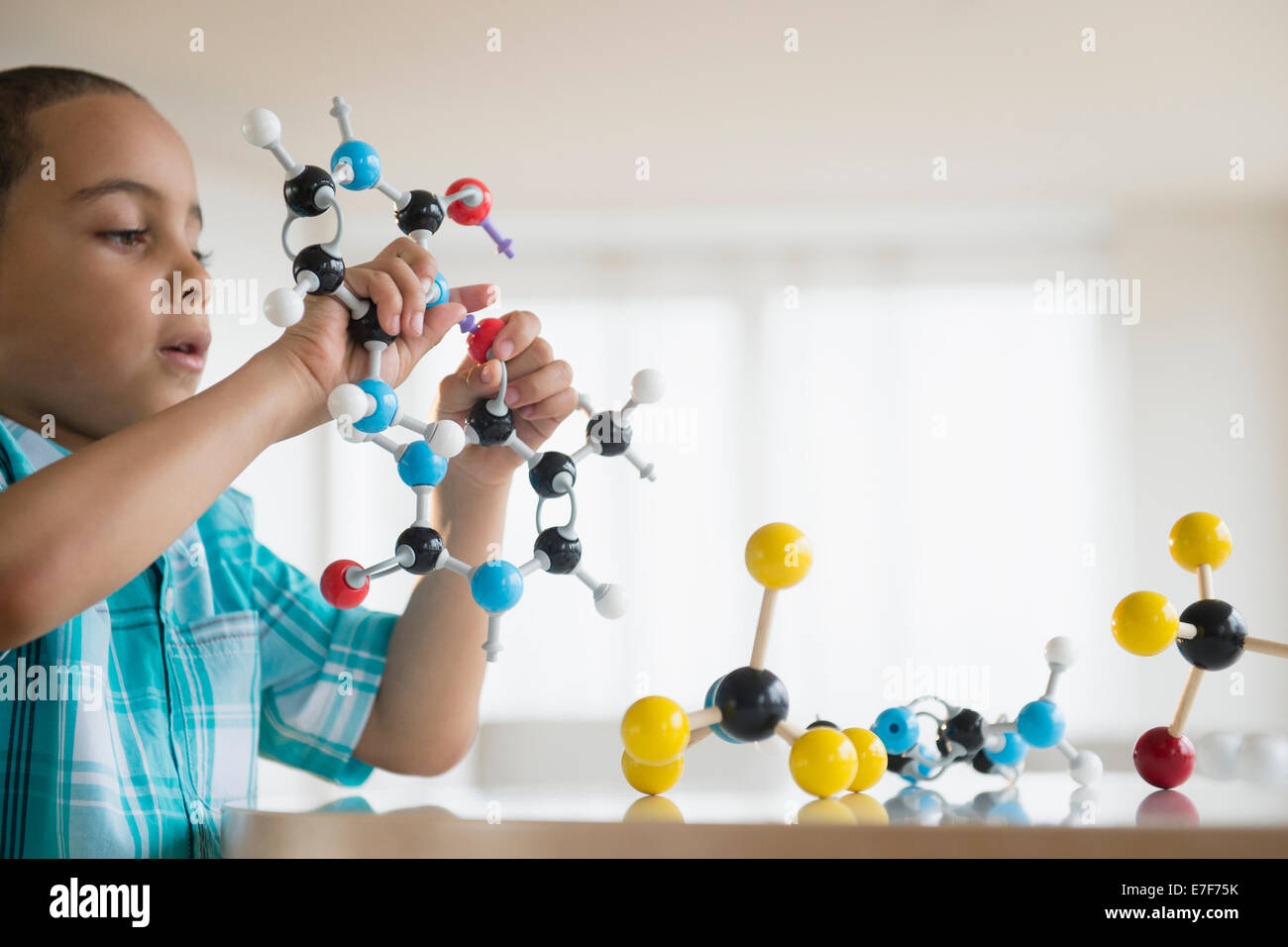 Molecular models hi-res stock photography and images - Alamy