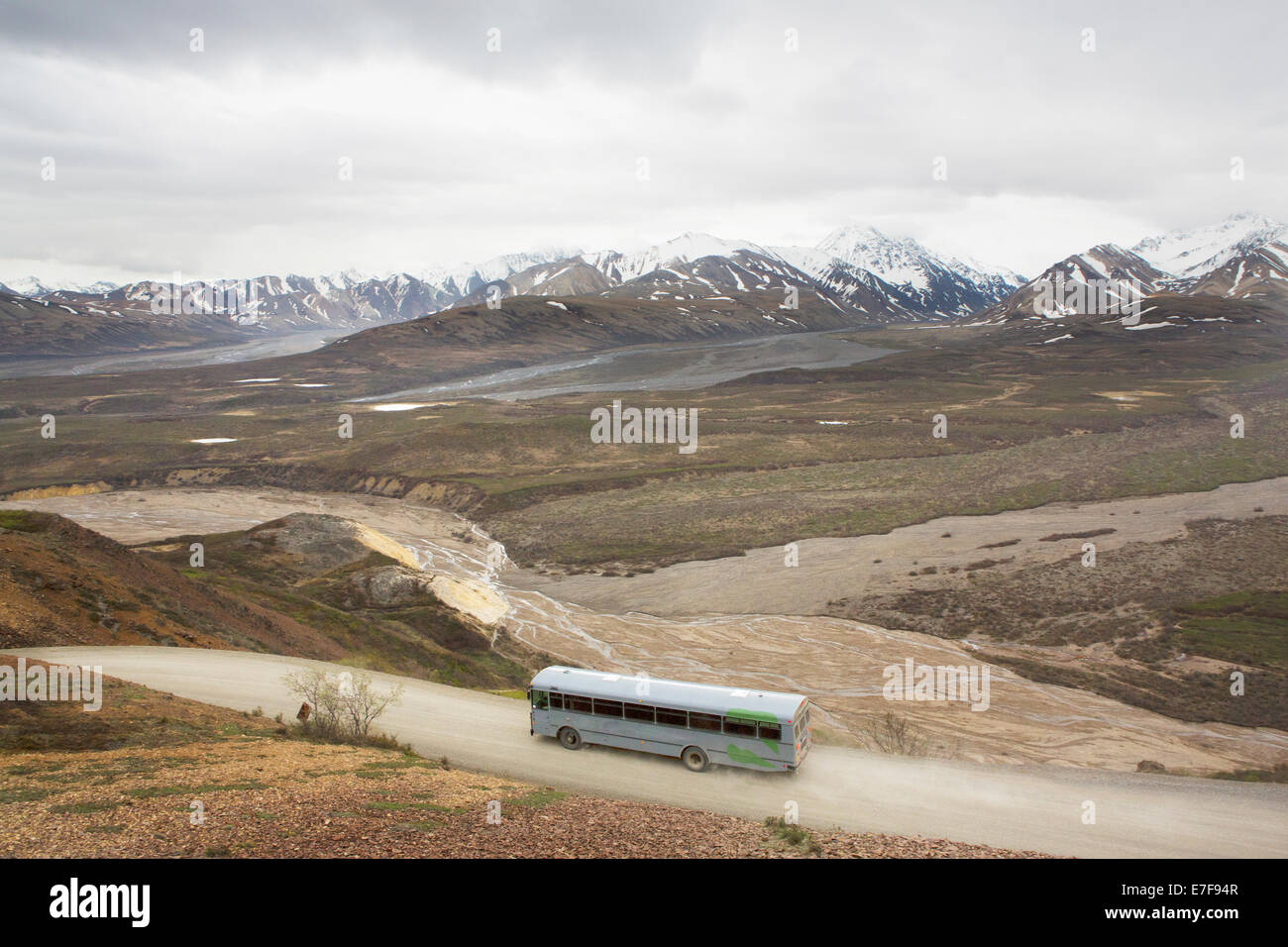 Alaska tour bus hi-res stock photography and images - Alamy