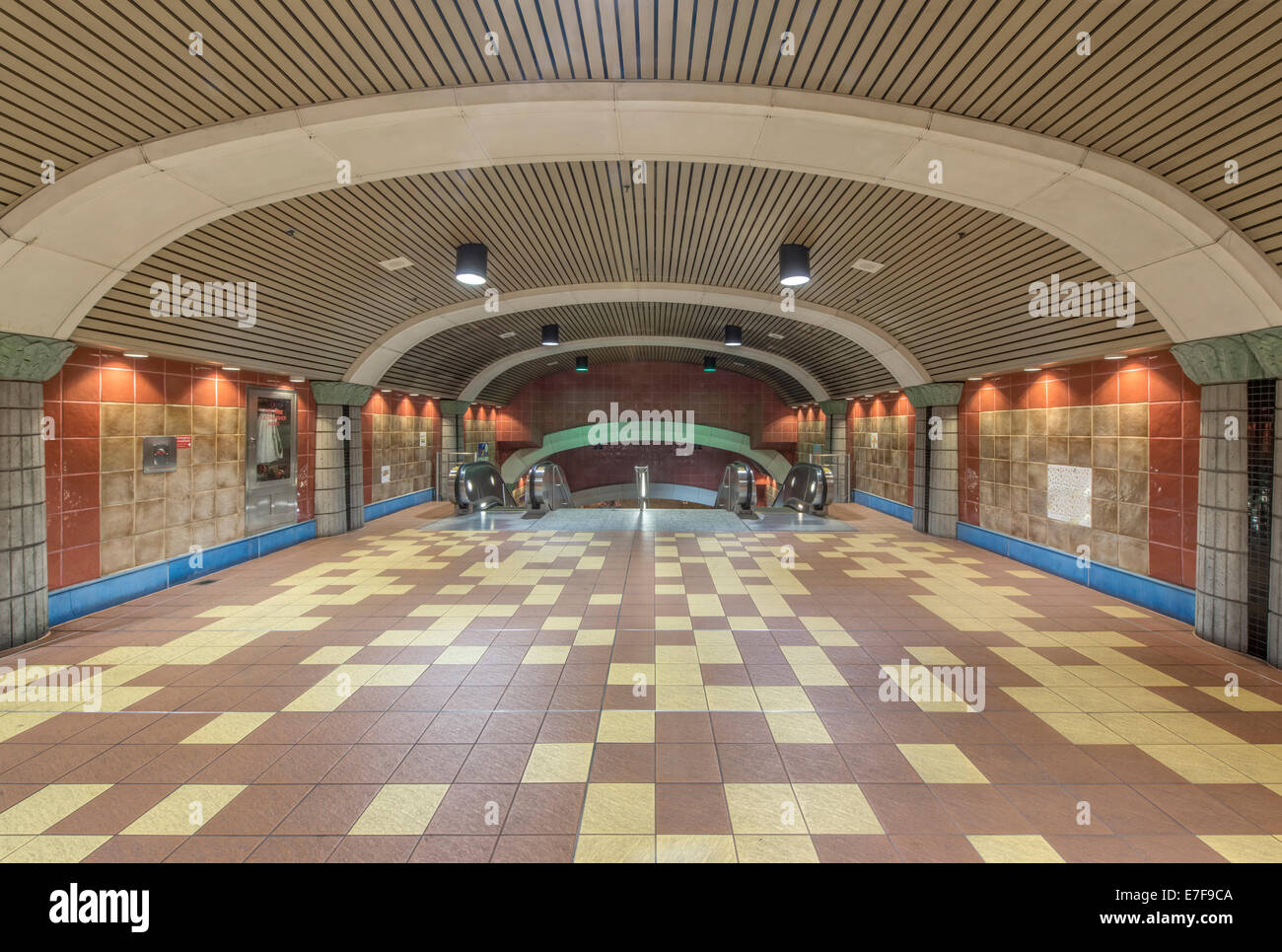 Curved roof and floor tiles of subway station Stock Photo - Alamy