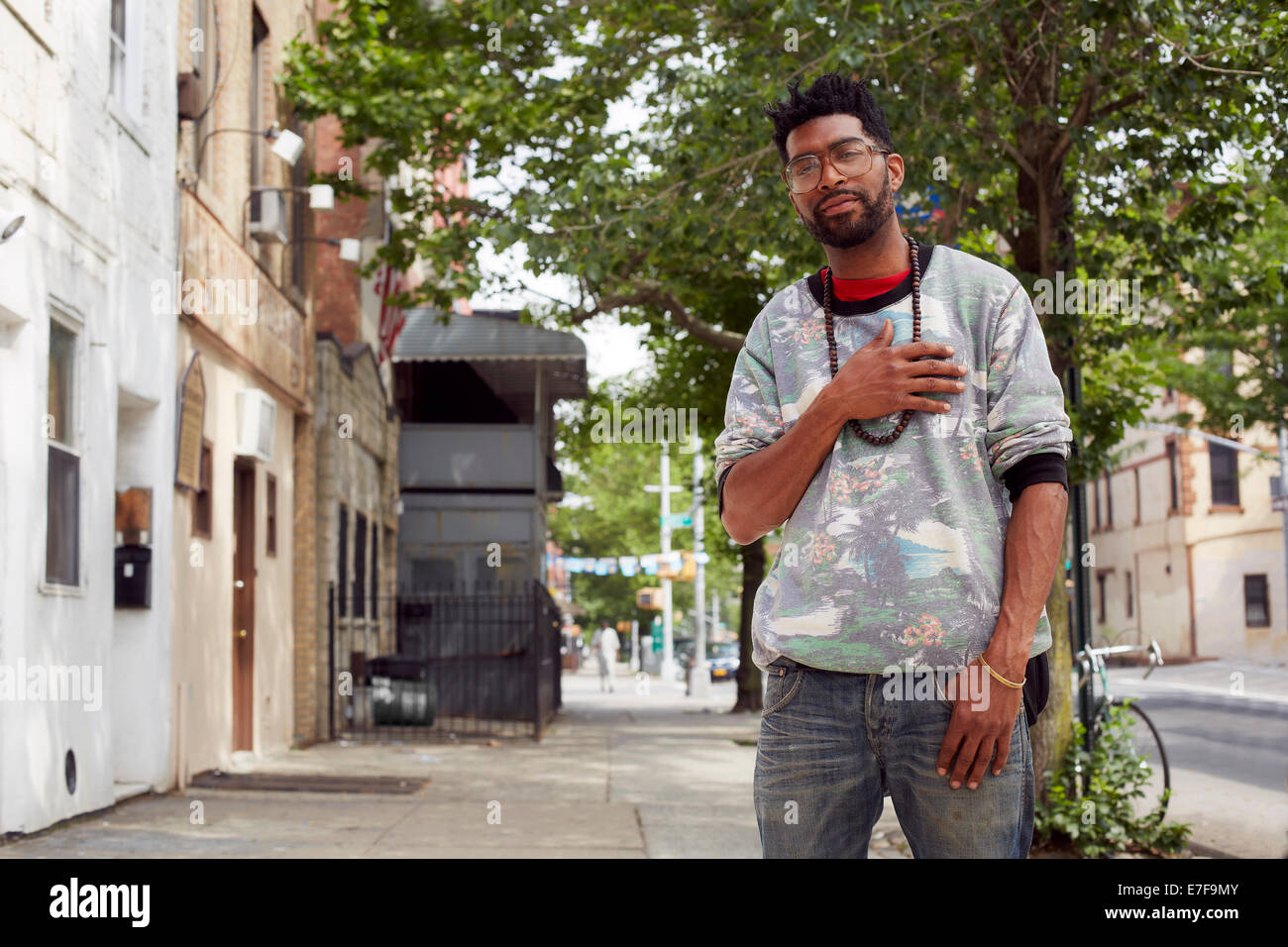 Cool man walking city hi-res stock photography and images - Alamy