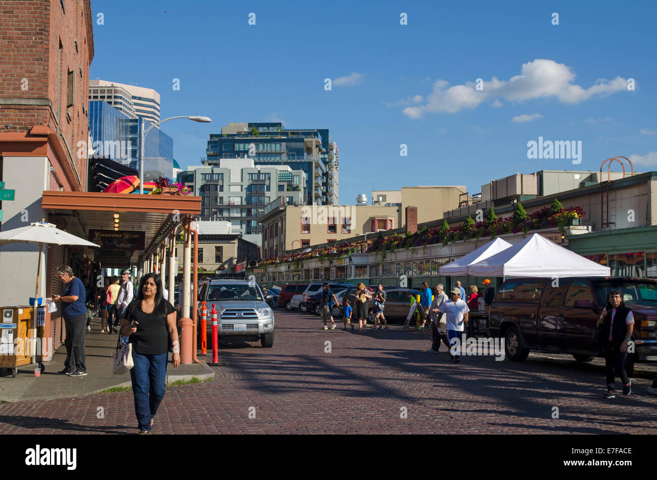 Pike place street and Market, Seattle Stock Photo - Alamy