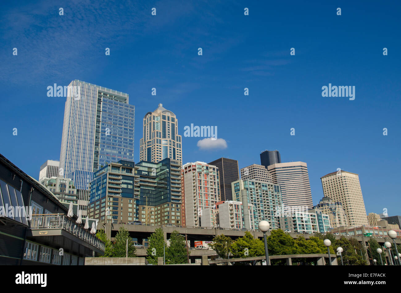Seattle skyscrapers hi-res stock photography and images - Alamy