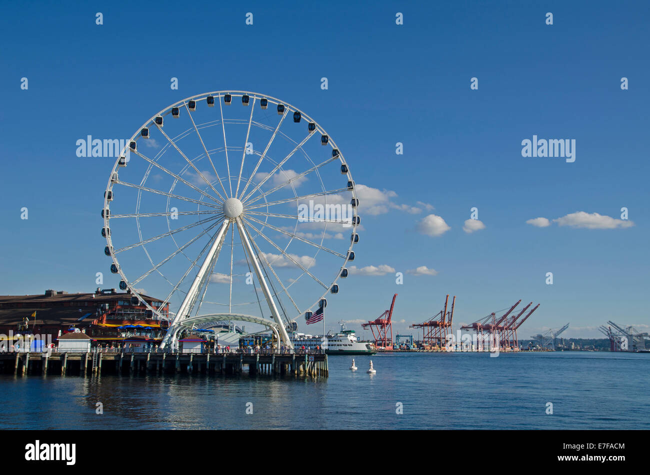 The Great Seattle Wheel High Resolution Stock Photography and Images ...