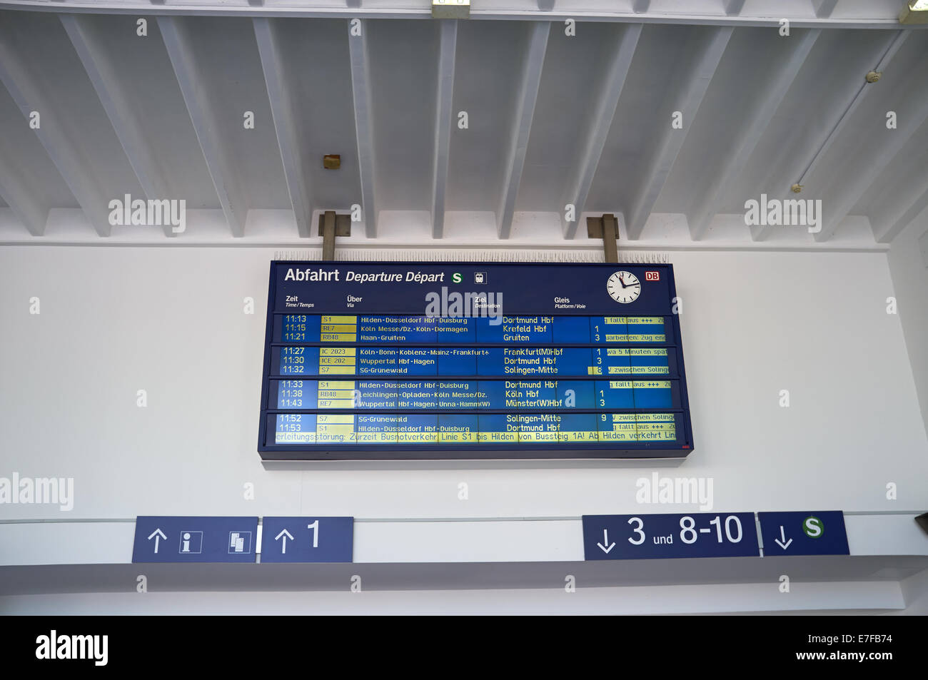 Rail information board rail departure board hi-res stock photography ...