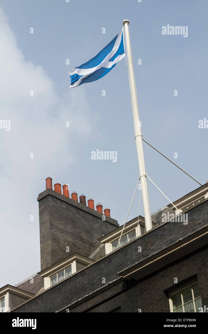 Scotland act union hi-res stock photography and images - Alamy