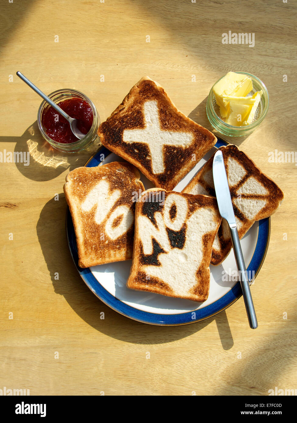 Reigate, Surrey, UK. 16th September, 2014. Toast for the UK? An ...