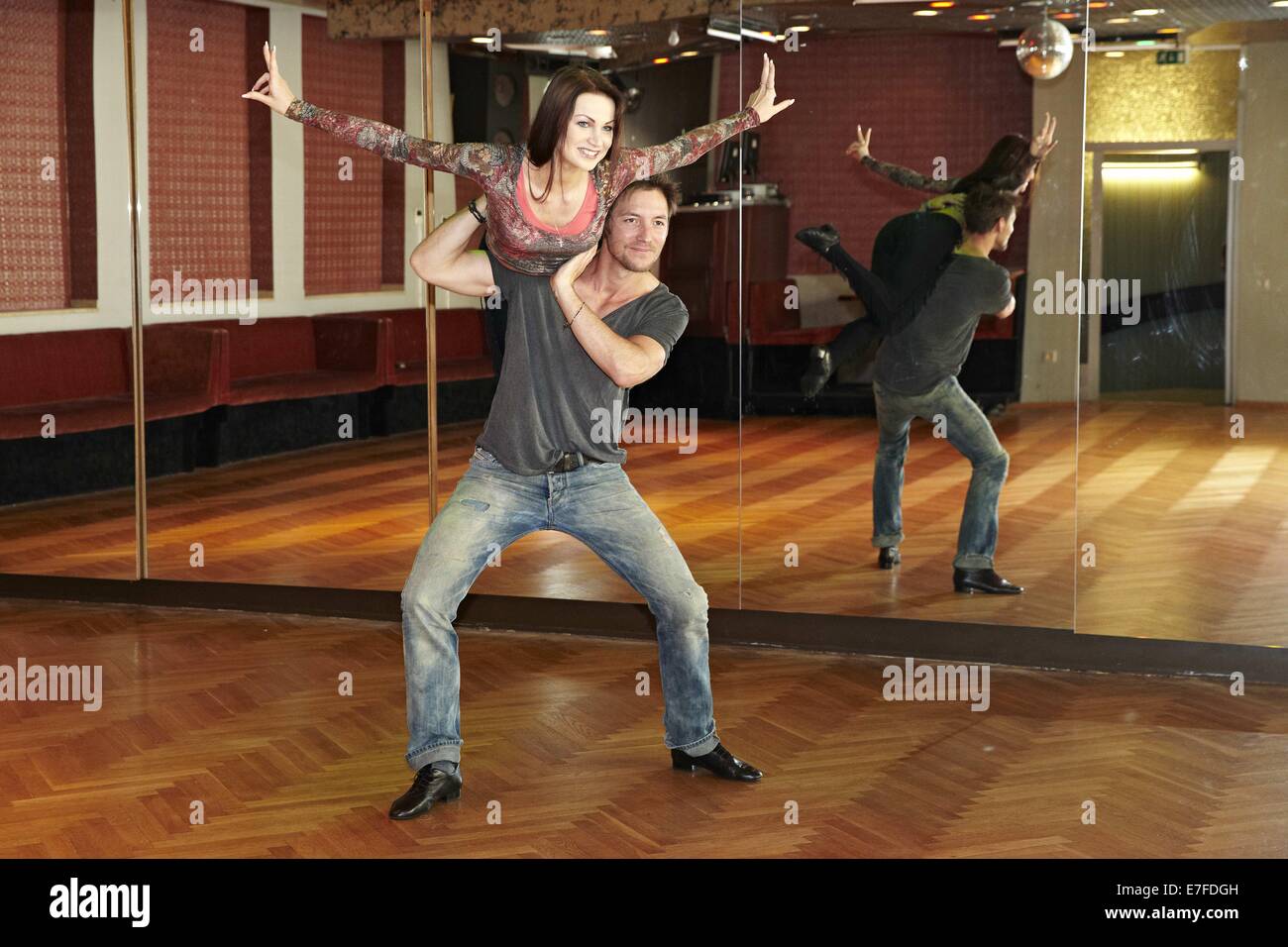 Actor Dirk Moritz practicing together with professional dancer Katja ...