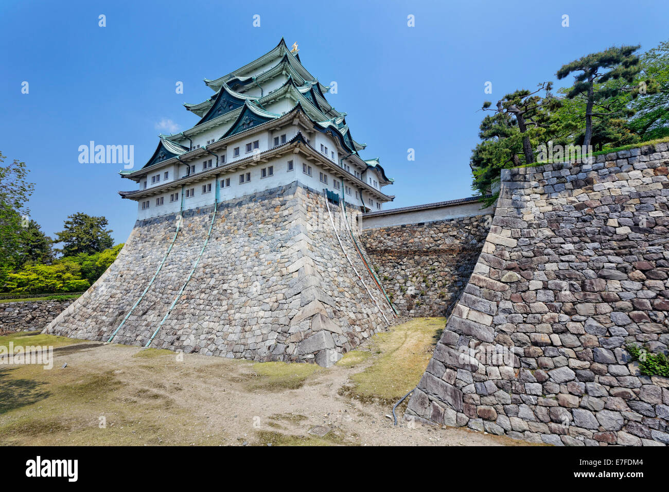 Nagoya castle atop with golden tiger fish head pair called "King Cha ...