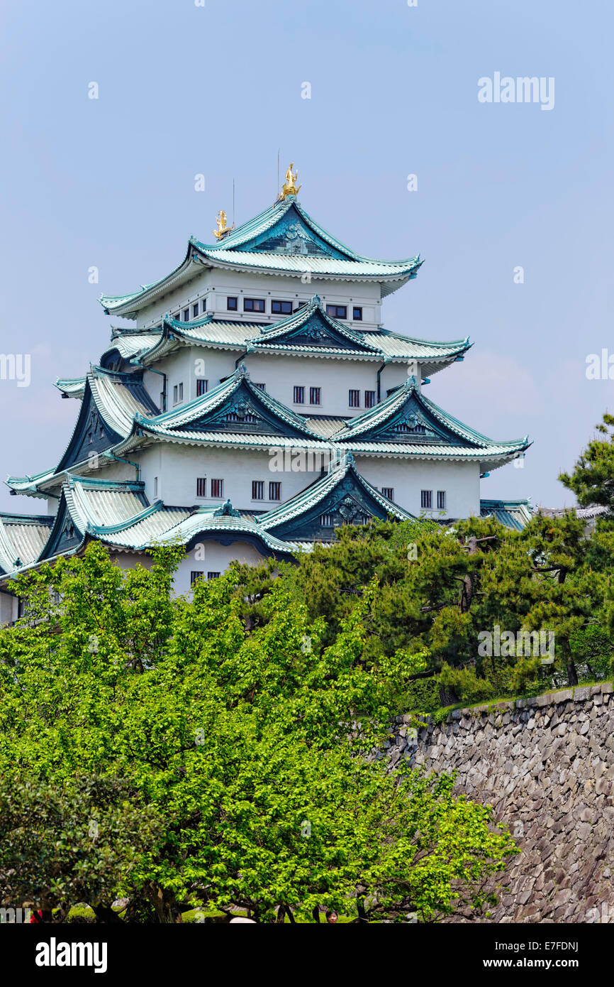 Nagoya castle atop with golden tiger fish head pair called "King Cha ...