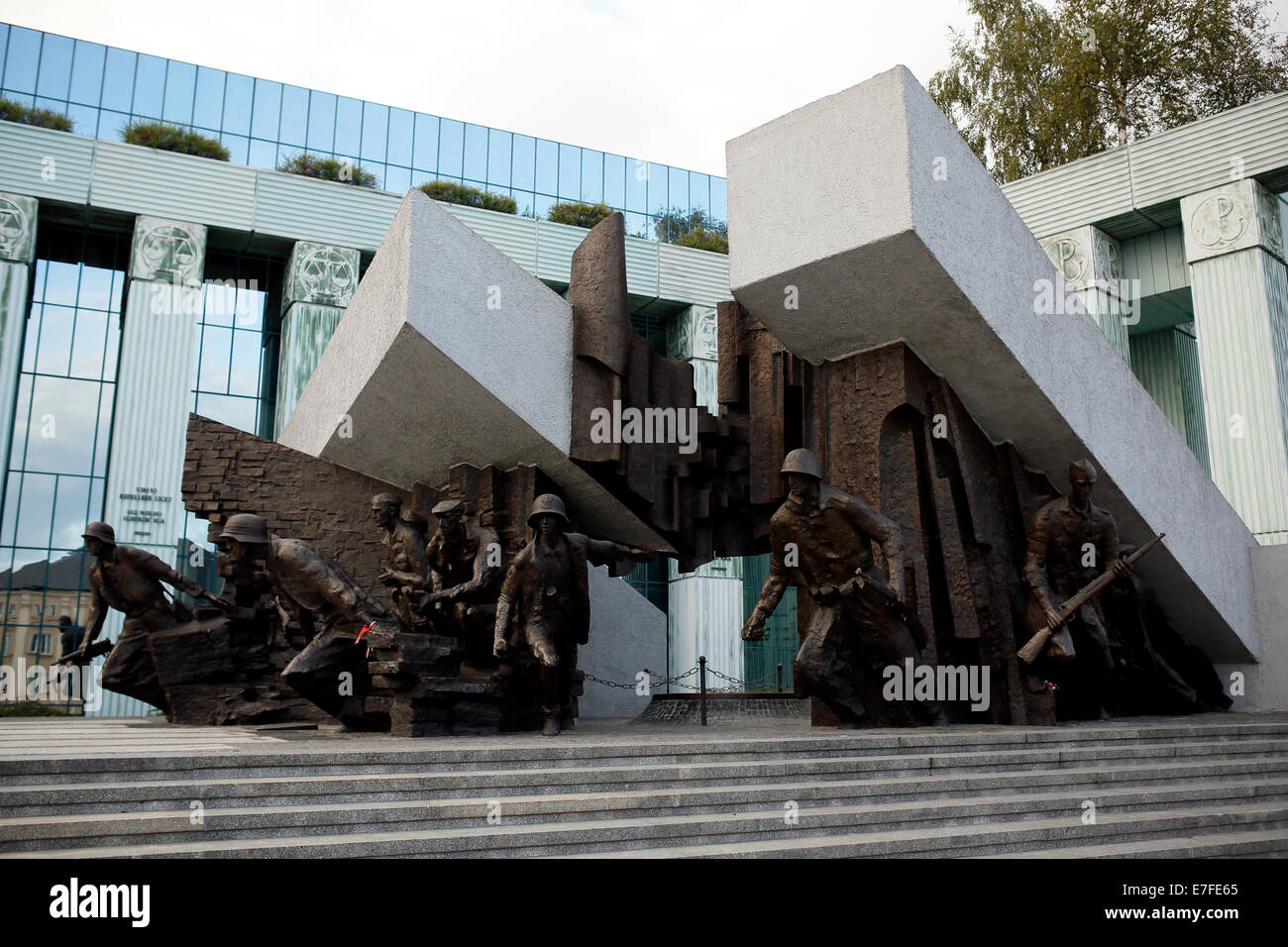 Warsaw uprising monument memorial hi-res stock photography and images ...