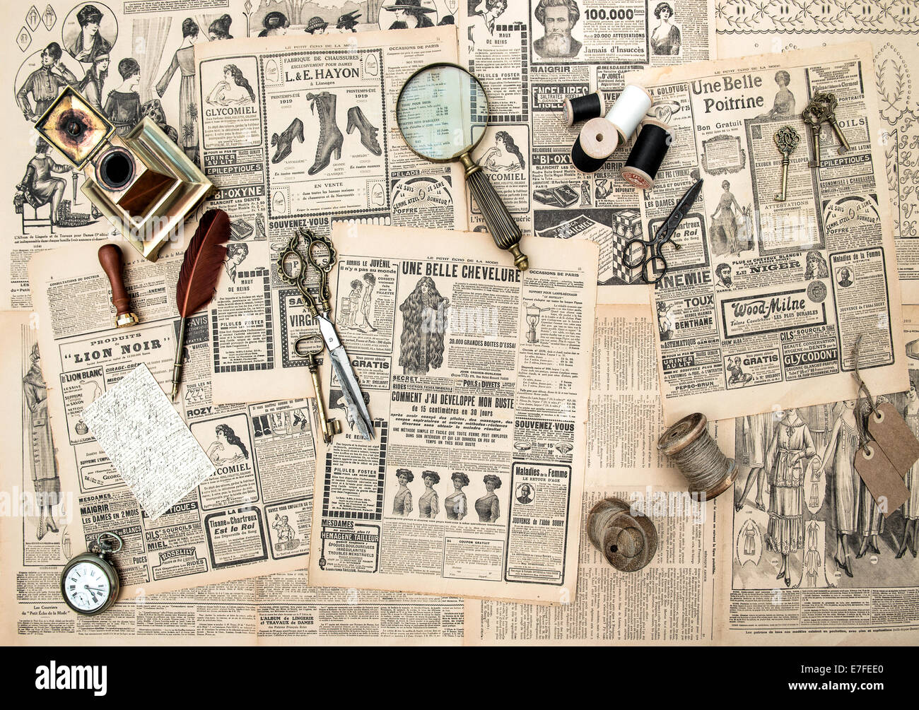 Victorian scrapbook ephemera hi-res stock photography and images - Alamy