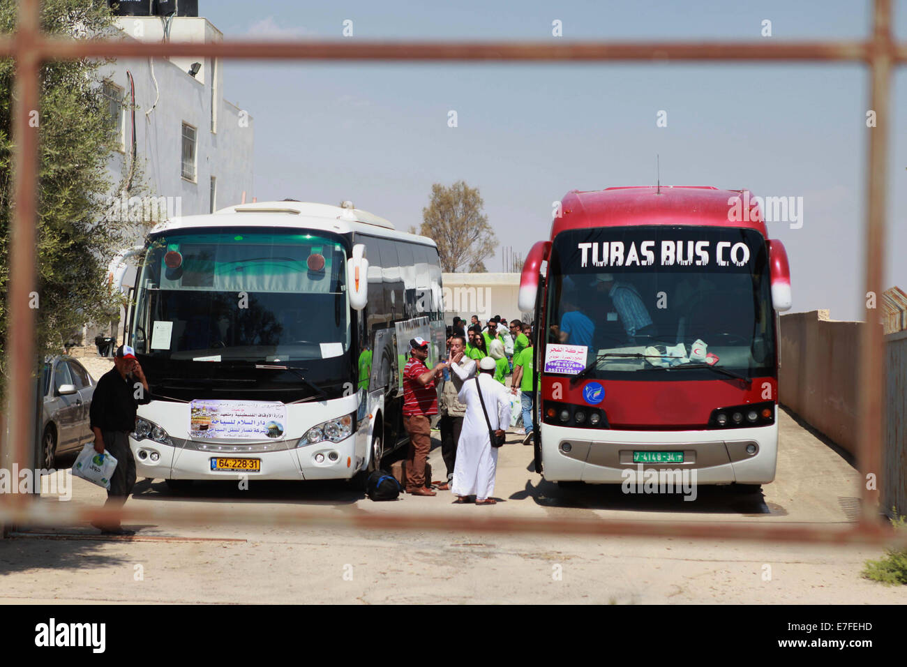 Gaza City, Palestinian Territory. 16th September, 2014. A bus carrying ...