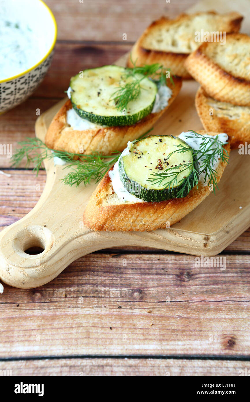 Fresh toast with cheese, delicious food Stock Photo - Alamy