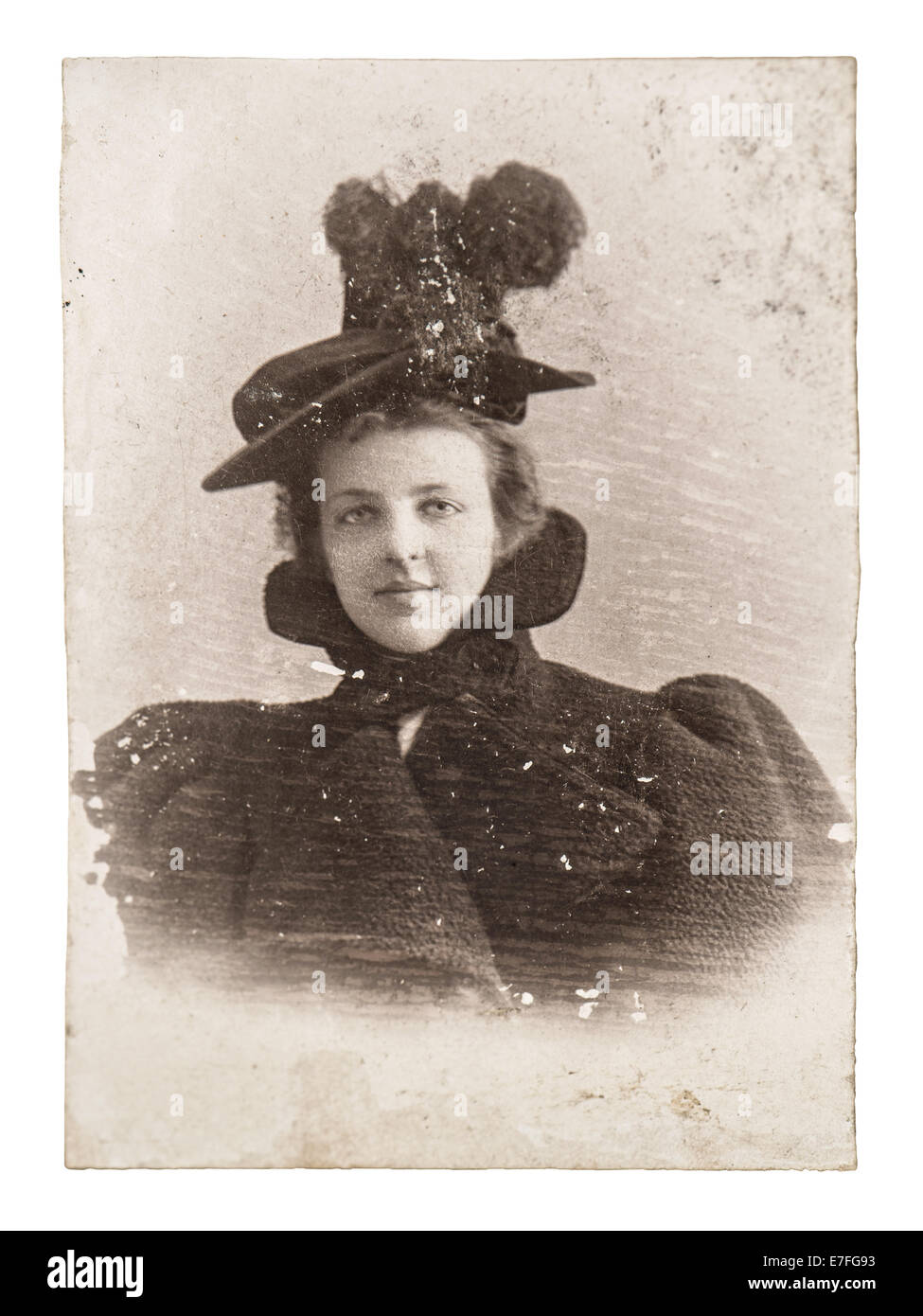 USA - CIRCA 1880s : vintage portrait of young lady wearing vintage ...